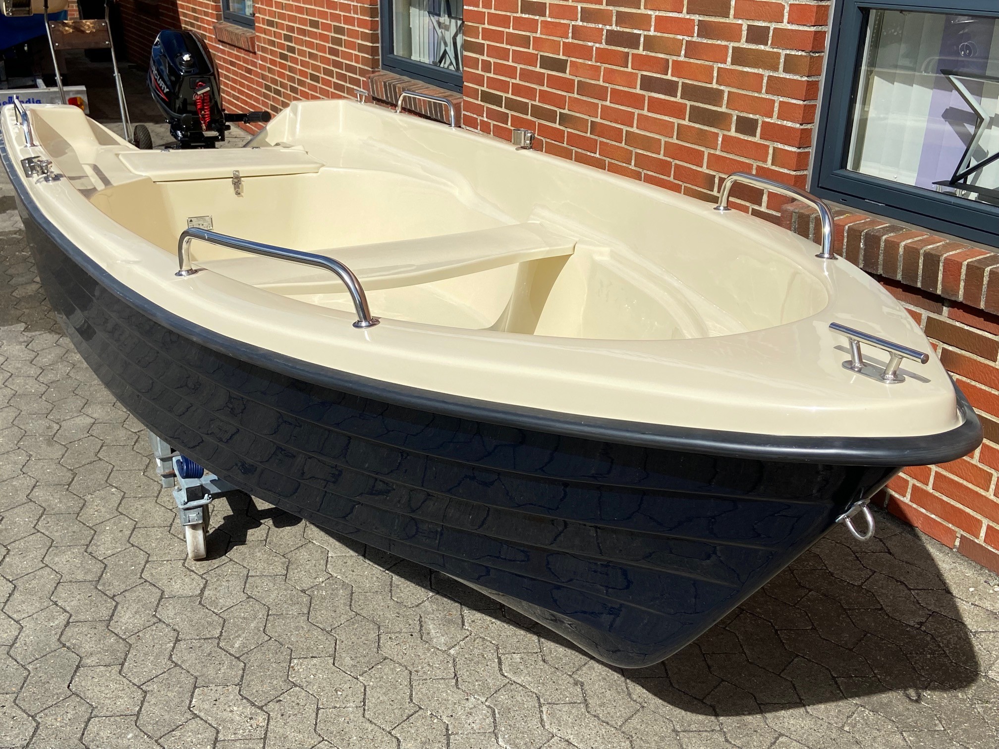 HTB jolle 405 Wile m/Mercury F9,9 hk MH 4-takt - KAMPAGNEPRIS ...